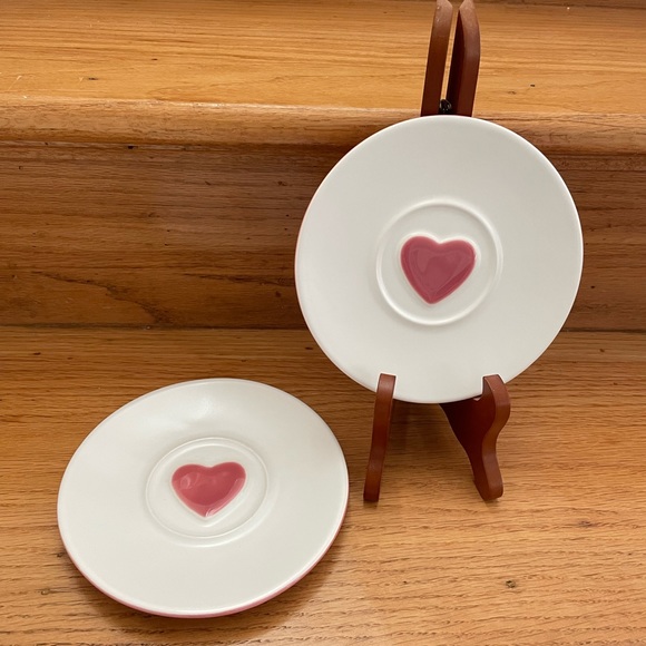 Starbucks | Dining | Starbucks Heart Valentine Plates | Poshmark